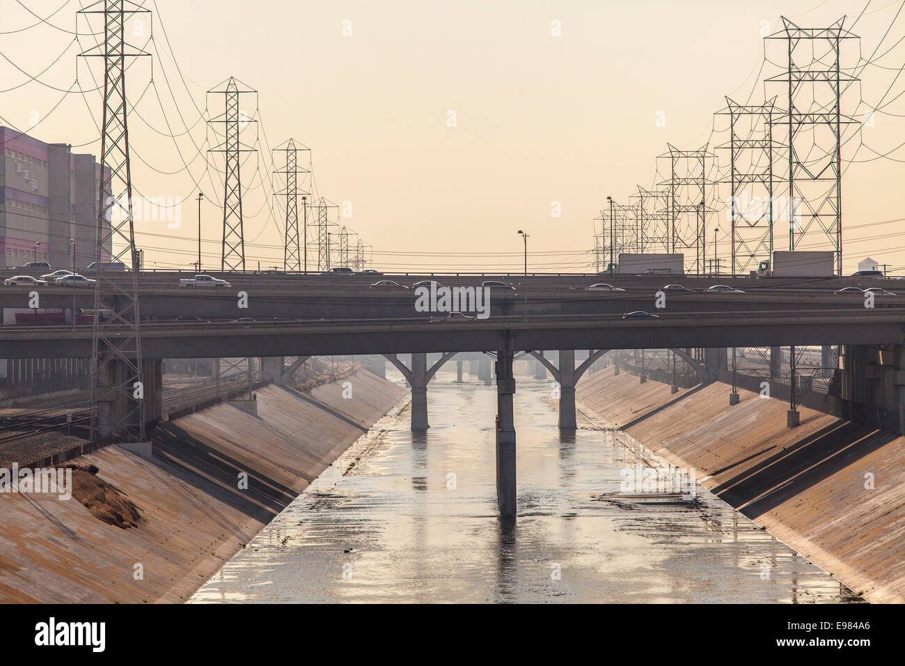 I-10 freeway over the Los Angeles River, downtown Los Angeles ...