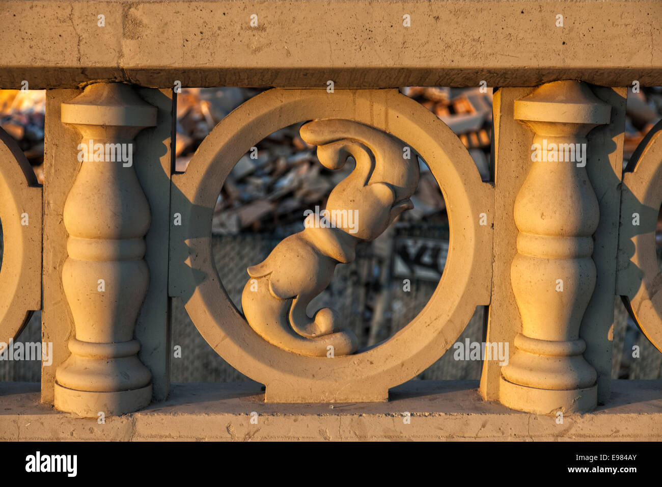Bridge balustrade hi-res stock photography and images - Alamy