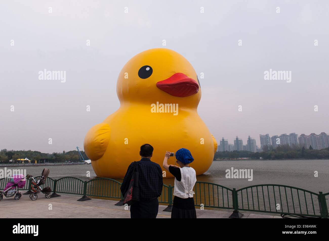 Oct. 21, 2014 SHANGHAI CHINA OCT 21: The ''Giant Rubber Duck'' created ...