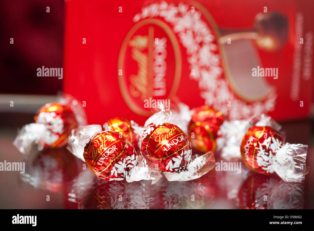 Lindt chocolates hi-res stock photography and images - Alamy