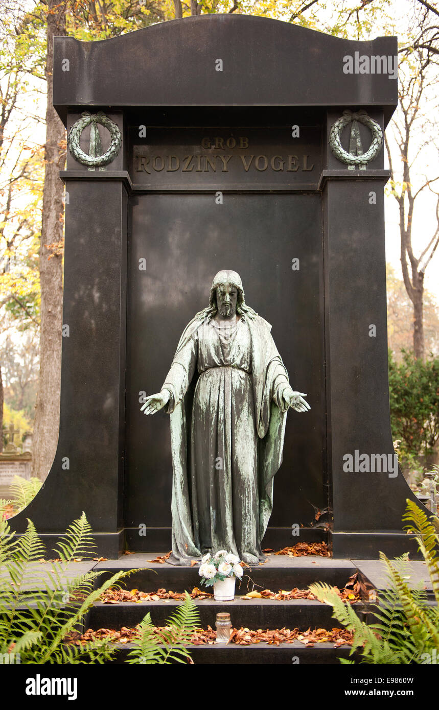 Vogel Family vault, Jesus statue standing Stock Photo - Alamy