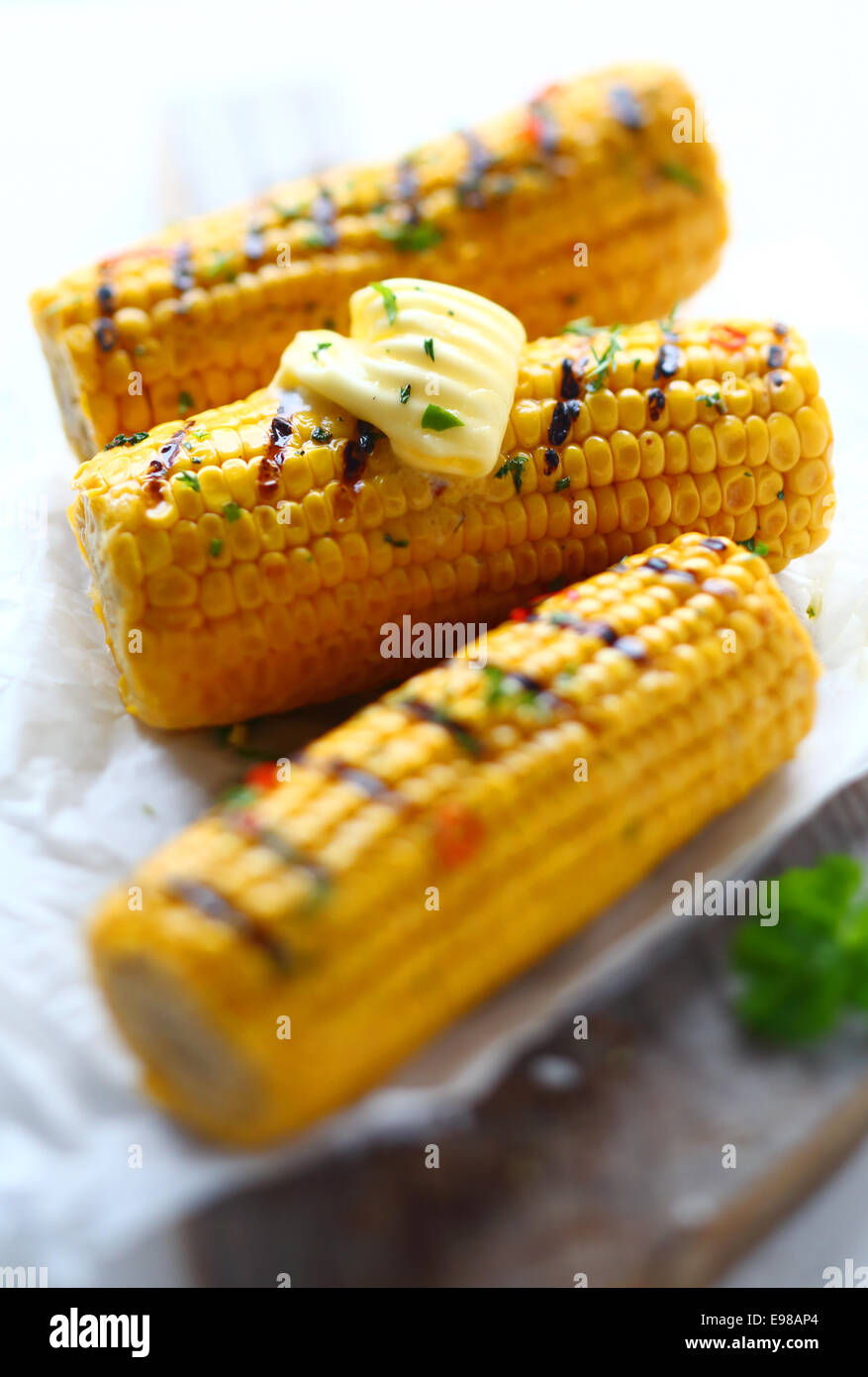 Middle of corn field hi-res stock photography and images - Alamy