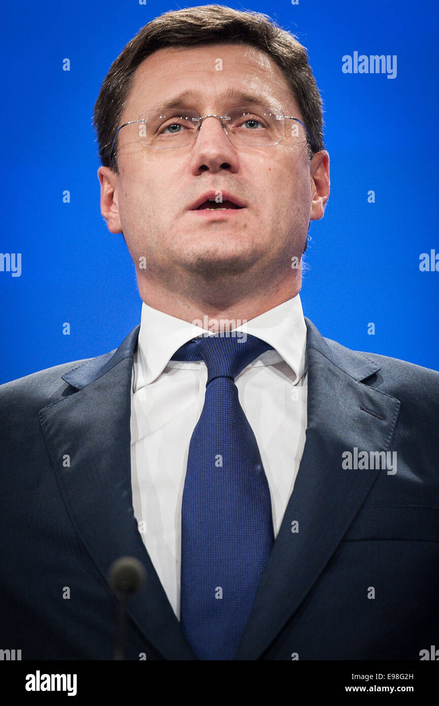 Alexander oettinger hi-res stock photography and images - Alamy