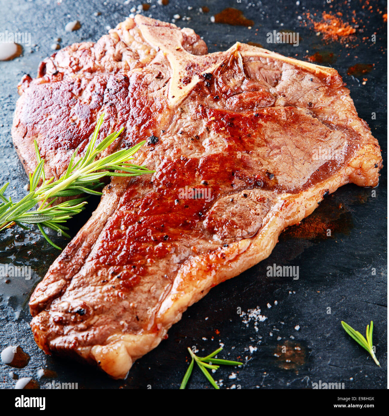 T bone steak hi-res stock photography and images - Alamy