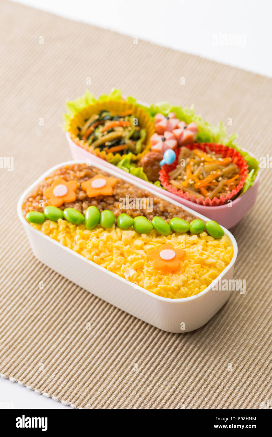 Japanese style bento lunch box Stock Photo - Alamy