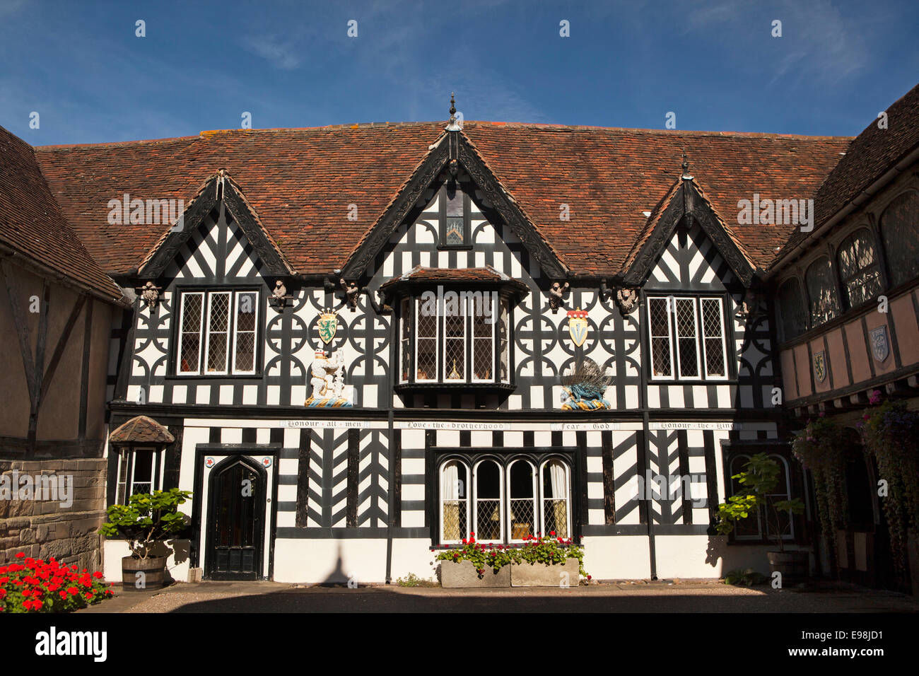 Medieval hospital uk hi-res stock photography and images - Alamy