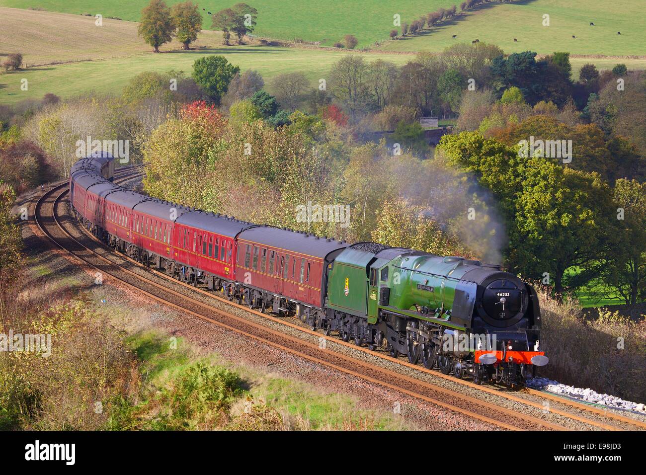 Steam locomotive the Duchess of Sutherland near Low Baron Wood Farm ...