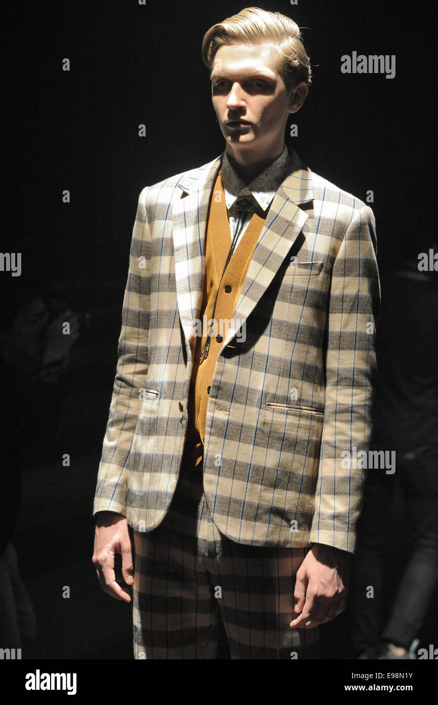 Spring/Summer 2015 Collection of Japanese fashion brand TOGA VIRILIS on ...