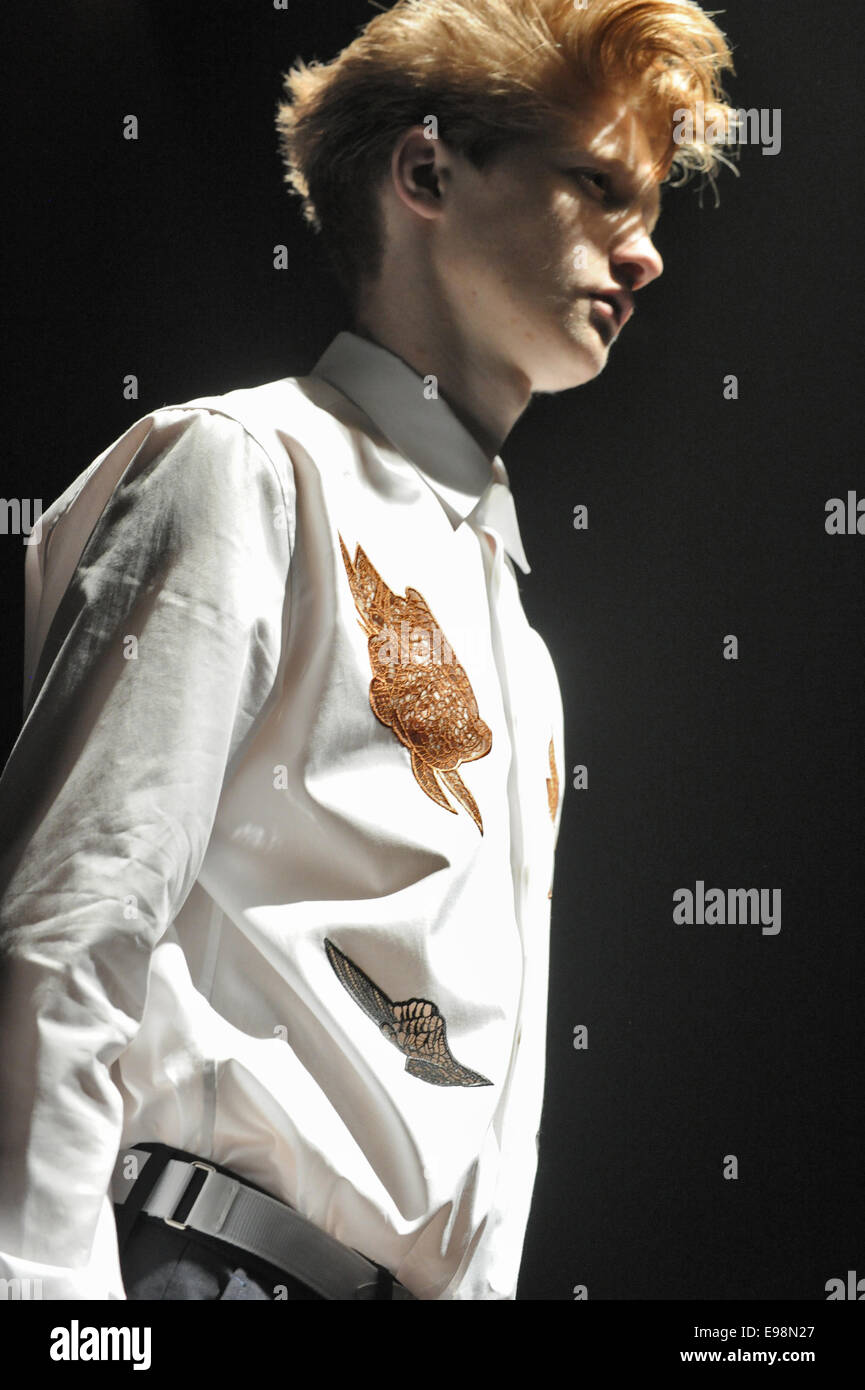 Spring/Summer 2015 Collection of Japanese fashion brand TOGA VIRILIS on ...