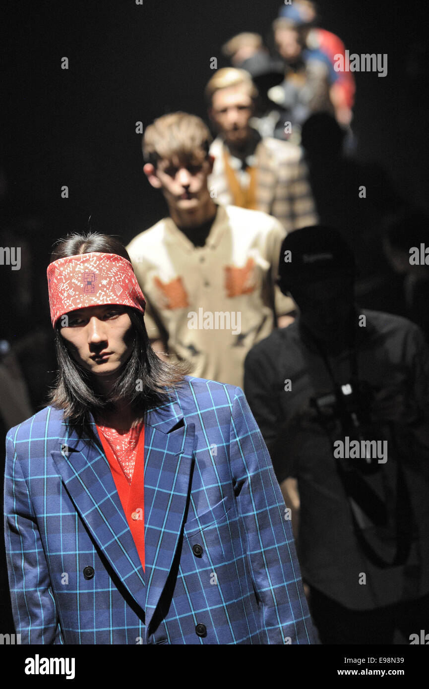 Spring/Summer 2015 Collection of Japanese fashion brand TOGA VIRILIS on ...