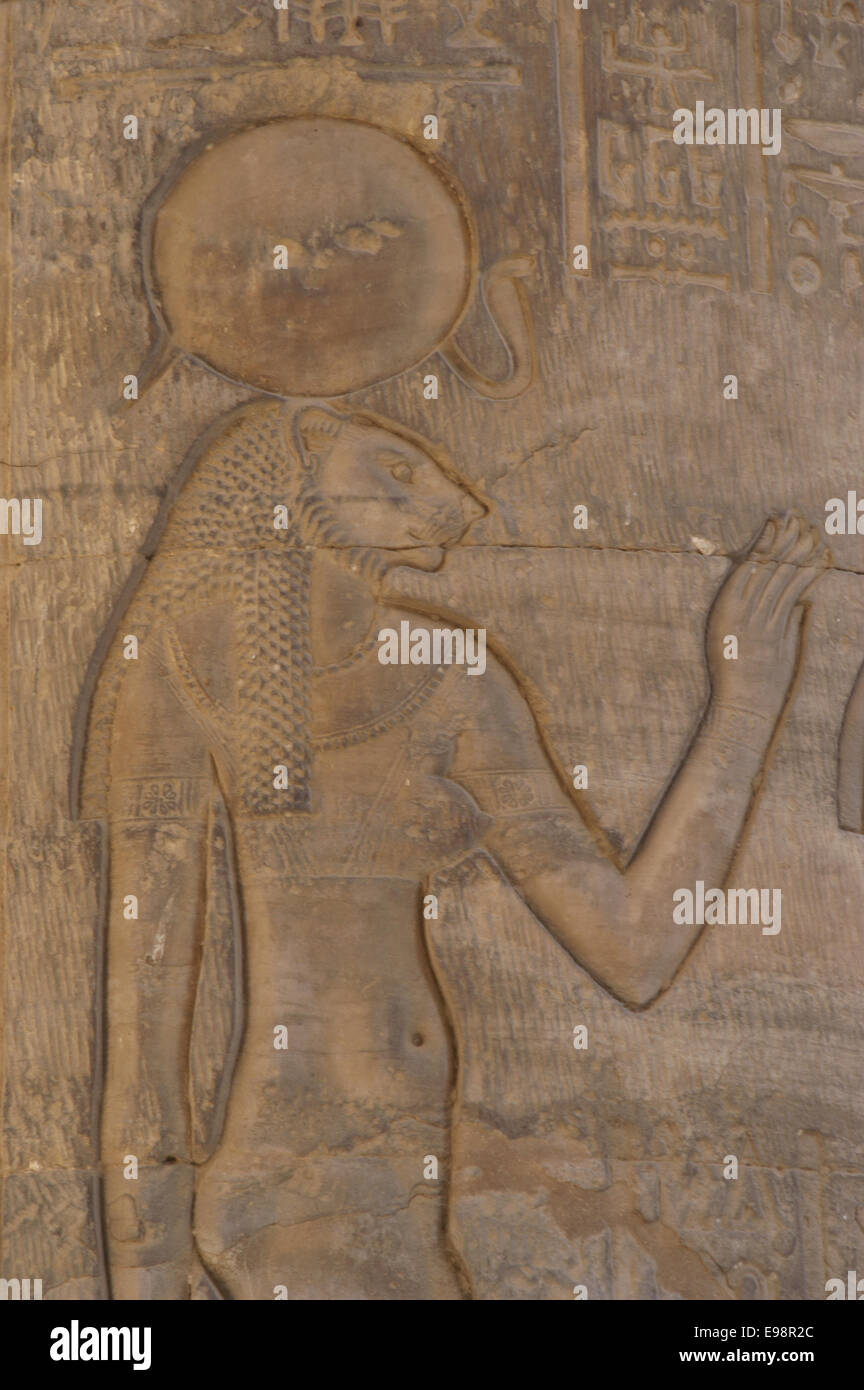 Sun disk ancient hi-res stock photography and images - Alamy