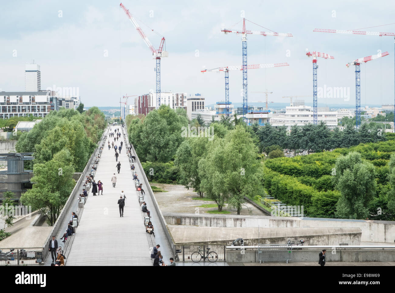 La Defense,Paris,France,French,skyline,modern,architecture,buildings ...