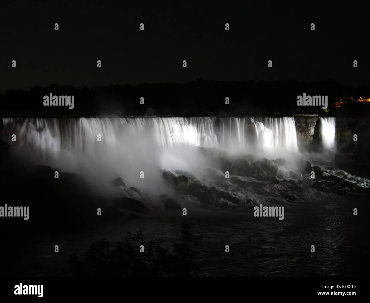 Niagra falls at night Stock Photo - Alamy