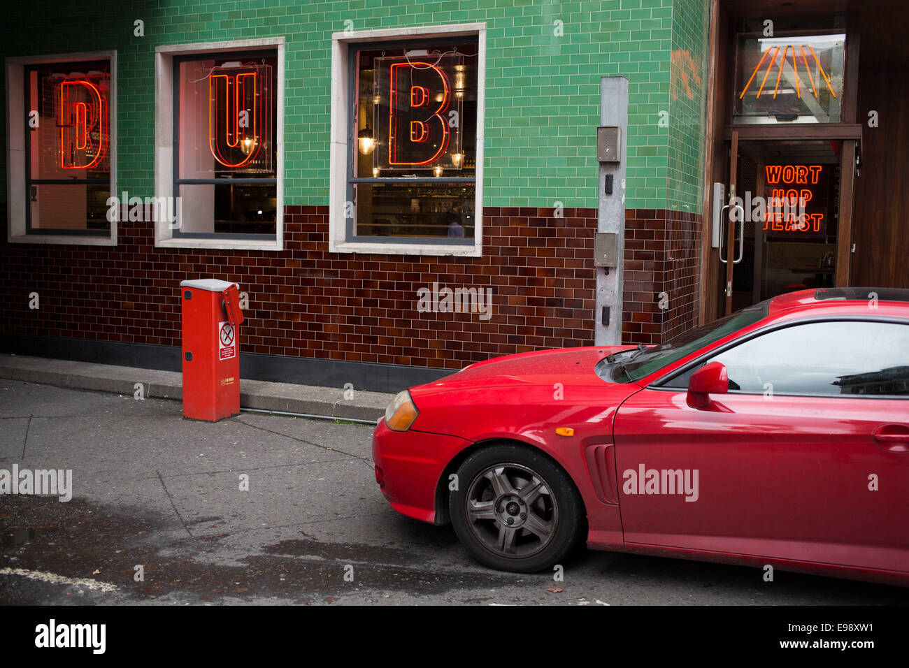 Red Objects High Resolution Stock Photography and Images - Alamy