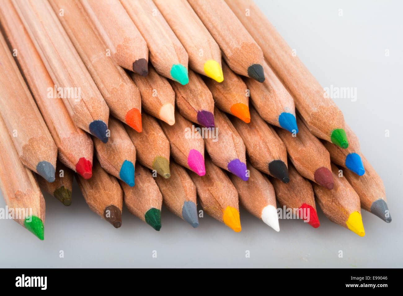Green crayons hi-res stock photography and images - Alamy