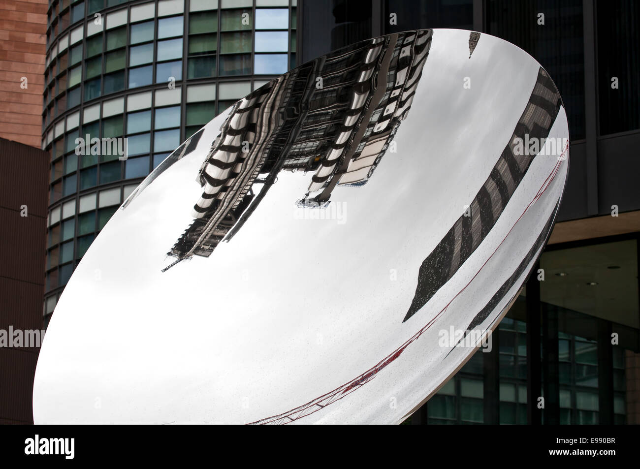 Circular building london High Resolution Stock Photography and Images ...