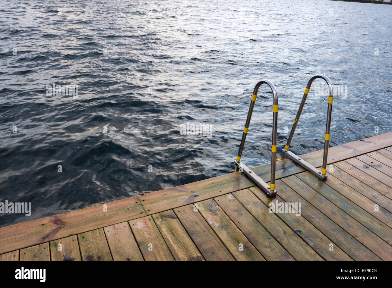 Wood Platform Sea High Resolution Stock Photography and Images - Alamy