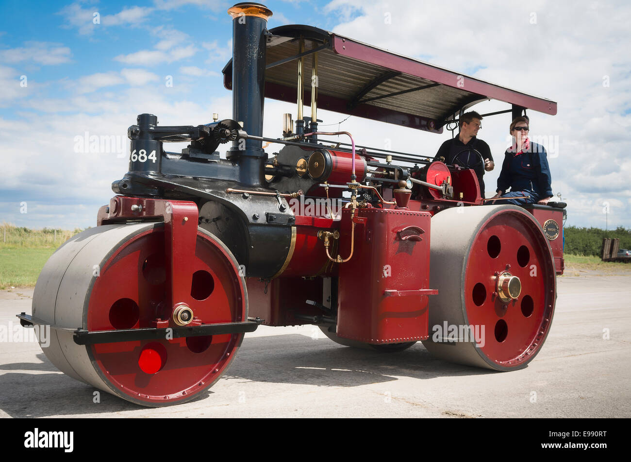 Compacting roller hi-res stock photography and images - Alamy