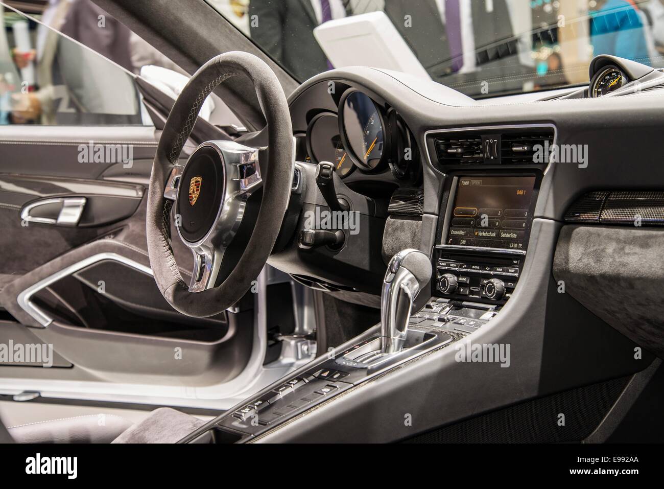 Dashboard of a Porsche Stock Photo - Alamy