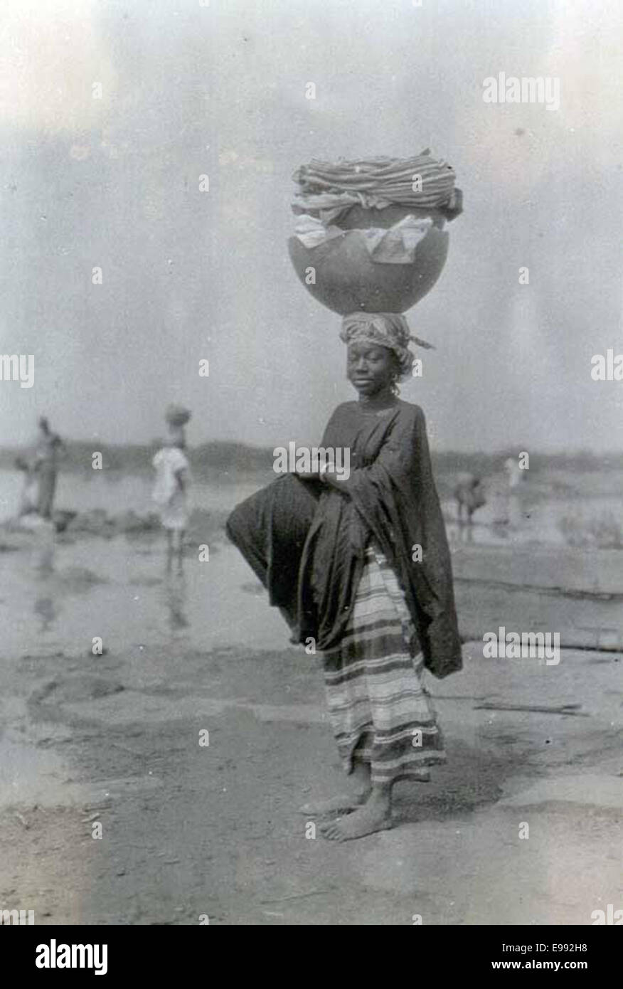 Woman from the Baramba tribe near the Niger River, 1927 9420075387 o ...