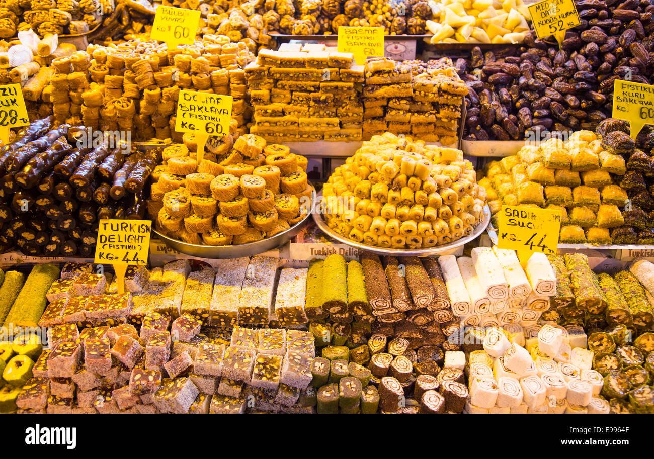 Turkish Sweets Spice Bazaar Istanbul City Turkey Stock Photo - Alamy