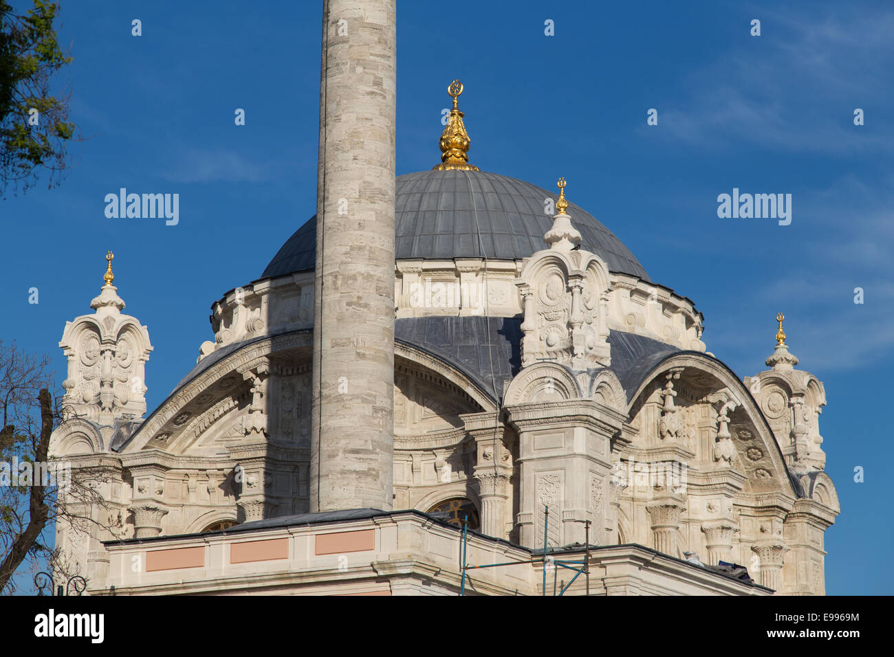Ortakoy Mosque in Istanbul Stock Photo - Alamy