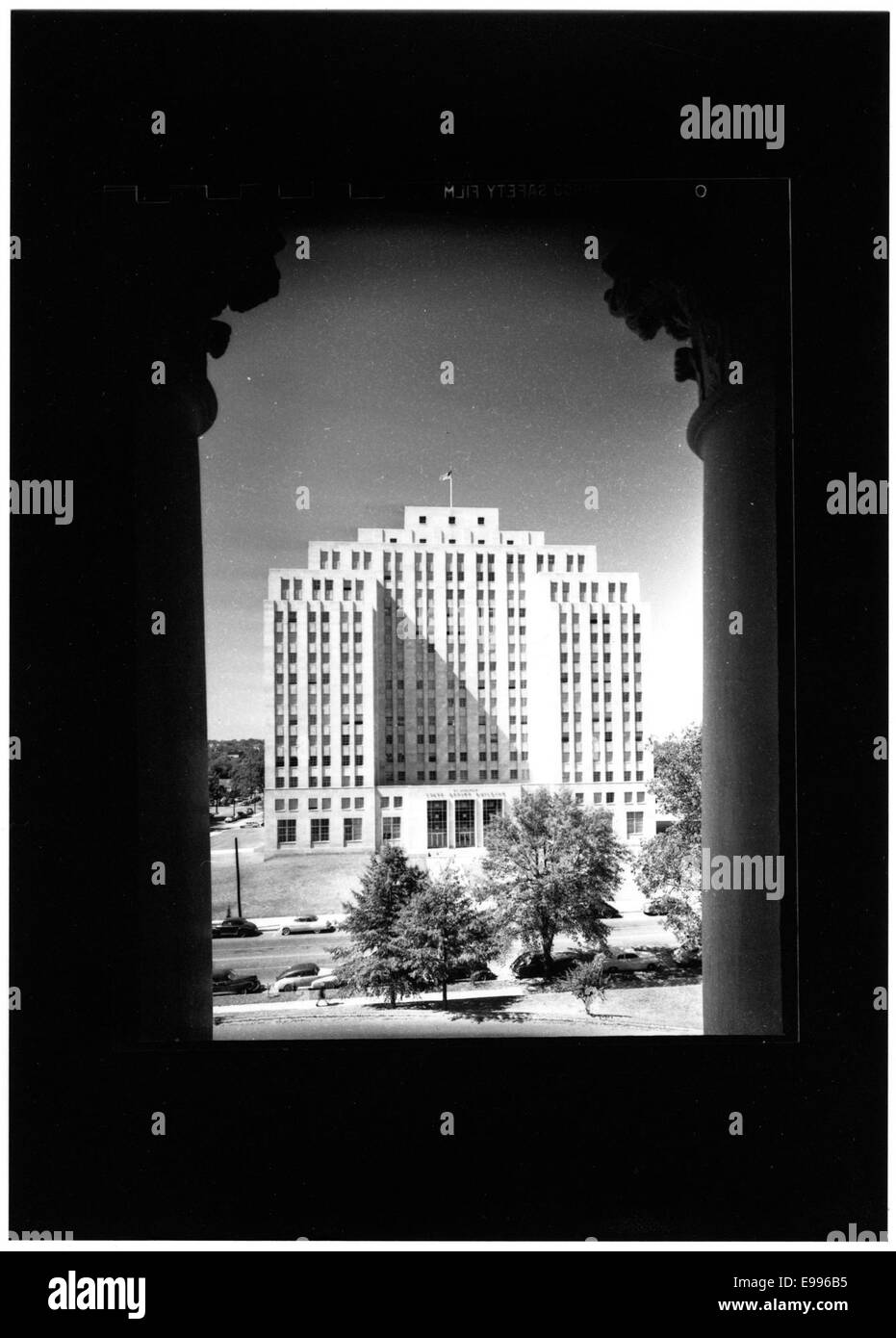 1950s office building hi-res stock photography and images - Alamy