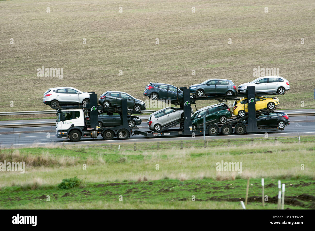 Car transporter side view hi-res stock photography and images - Alamy