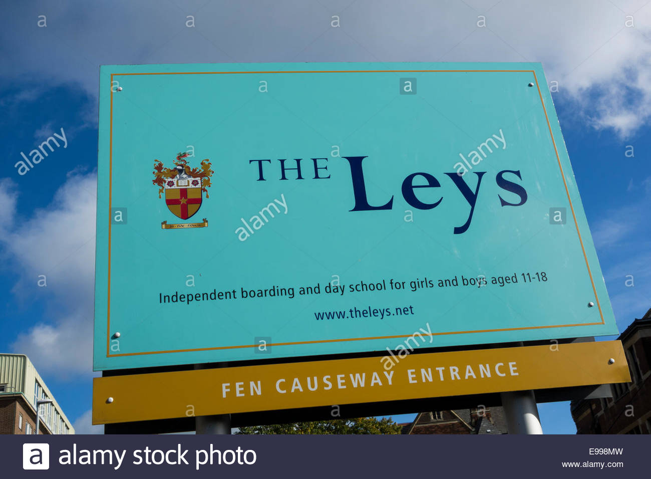 Boarding Sign High Resolution Stock Photography and Images - Alamy
