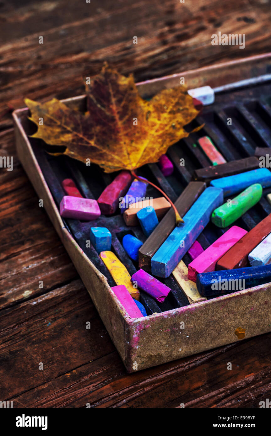 Chalk water hi-res stock photography and images - Alamy