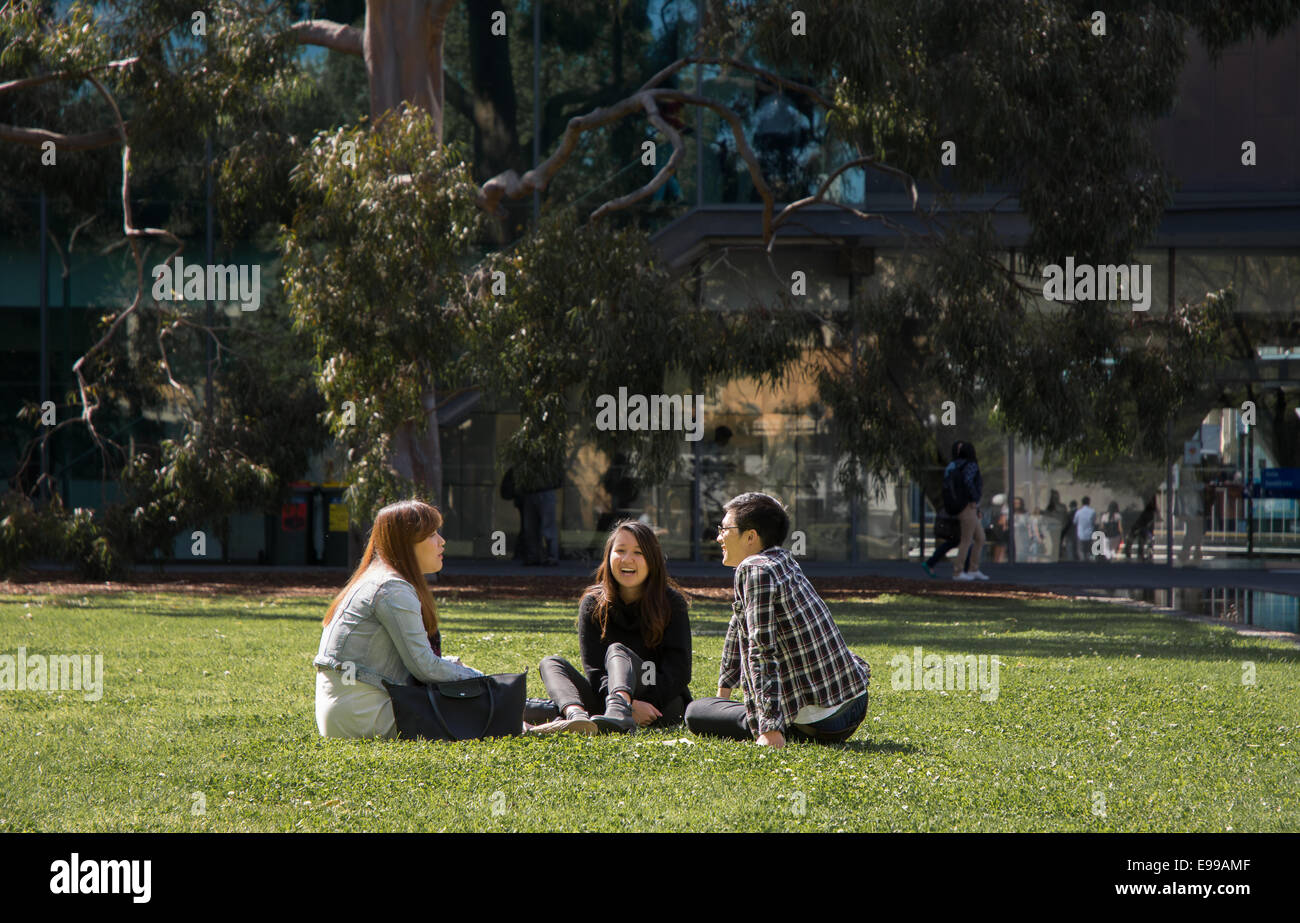 University students australia hi-res stock photography and images - Alamy