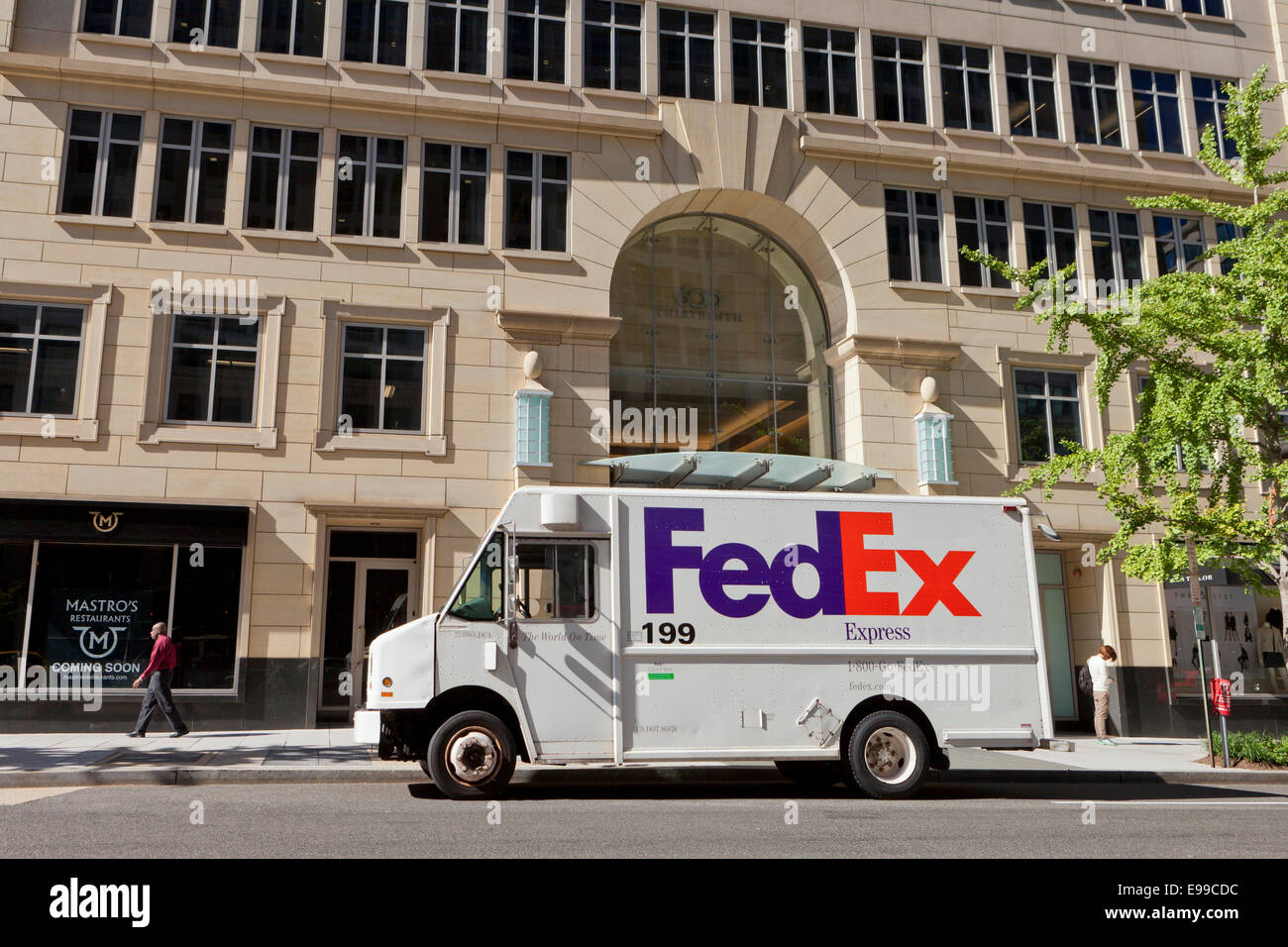 Fedex Lorry Usa High Resolution Stock Photography and Images - Alamy
