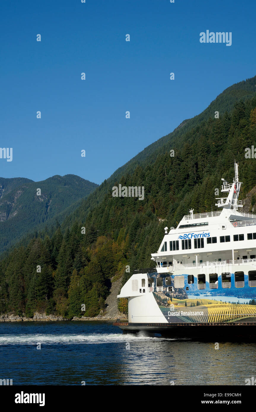 BC Ferries passenger and car ferry docked at the Horseshoe Bay terminal ...