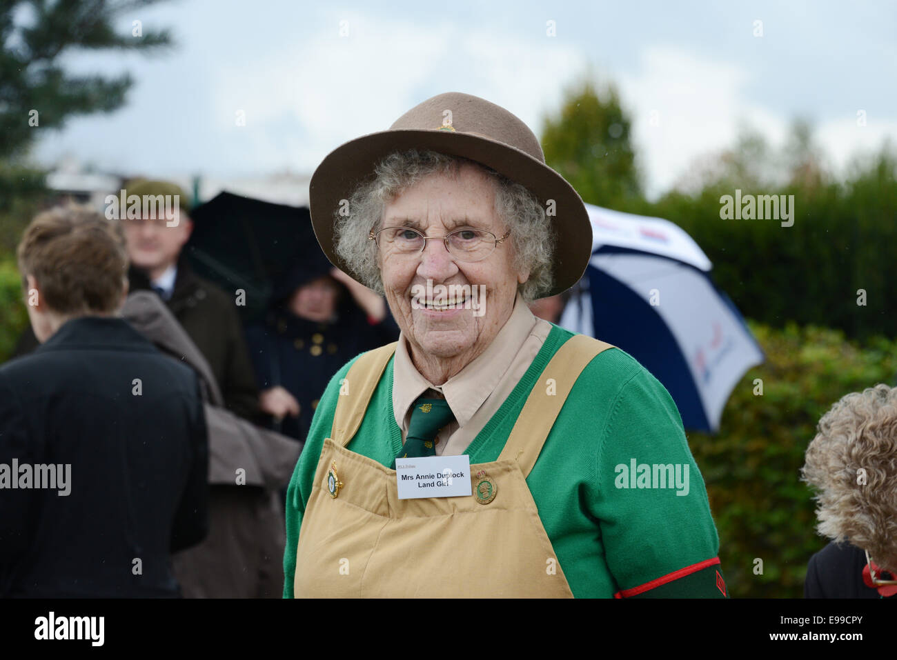 Mrs. Annie Duplock, former landgirl at the unveiling of the Landgirls ...