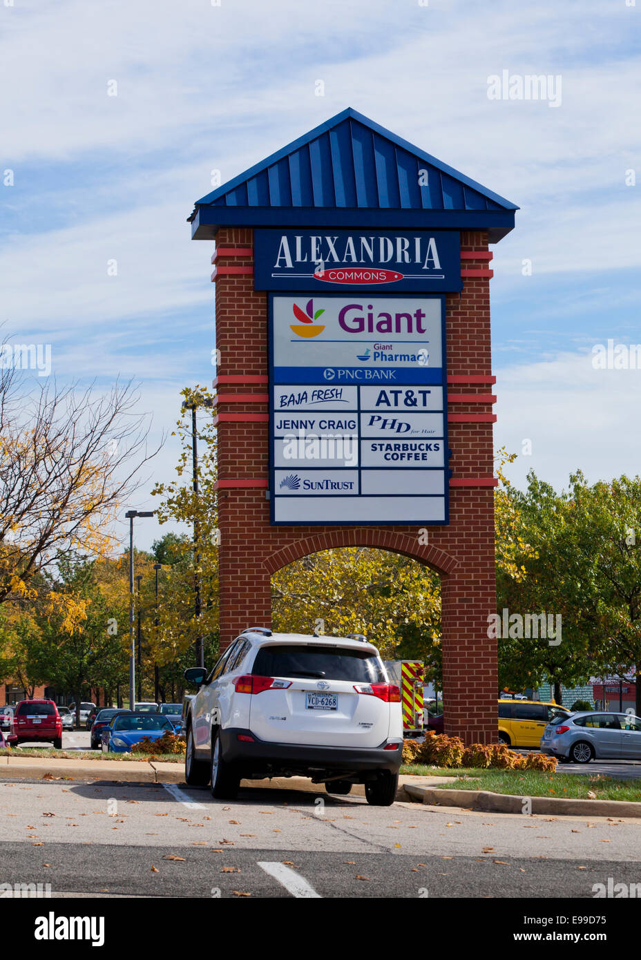 Strip mall sign - Virginia USA Stock Photo - Alamy