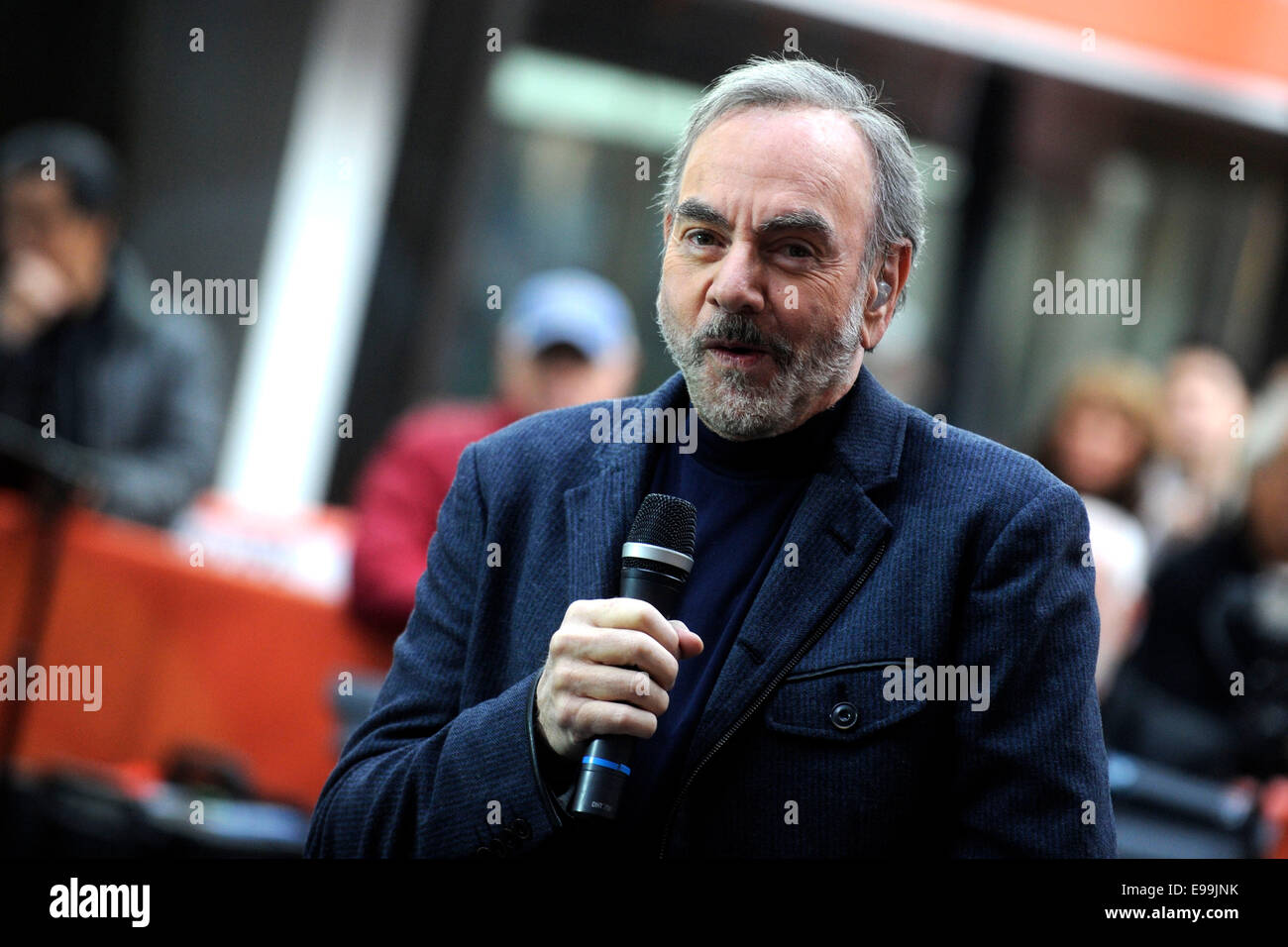 Neil Diamond performs on NBC's 'Today' at Rockefeller Plaza on October ...