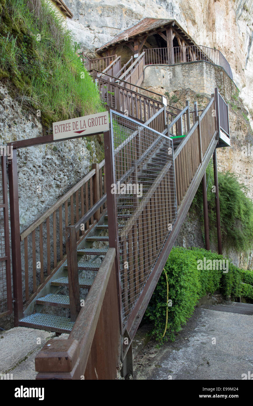 Grotte grand roc hi-res stock photography and images - Alamy