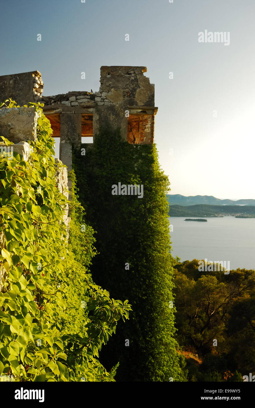 Ruins of the fortress Stock Photo - Alamy