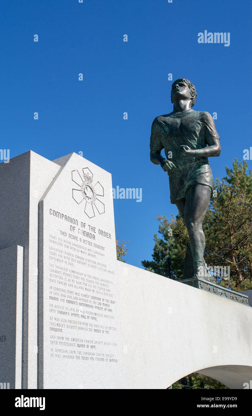 Terry fox memorial monument thunder hi-res stock photography and images ...