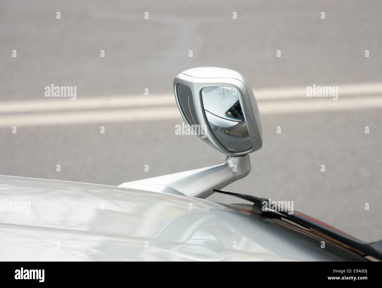 Travelling automobile hi-res stock photography and images - Alamy