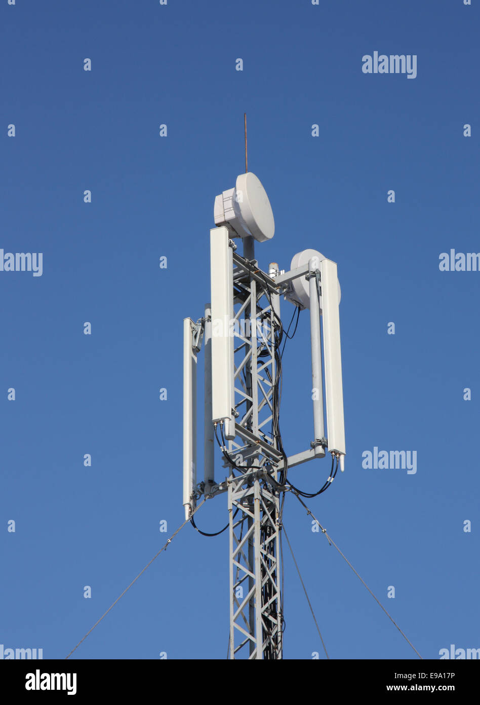 Antenna mobile communication Stock Photo - Alamy
