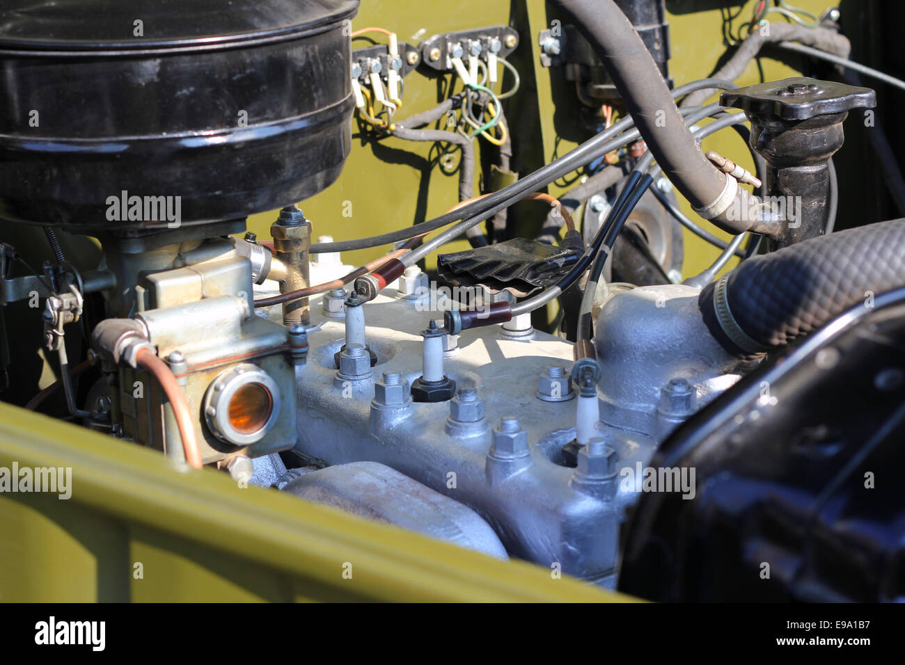 engine an old car Stock Photo - Alamy