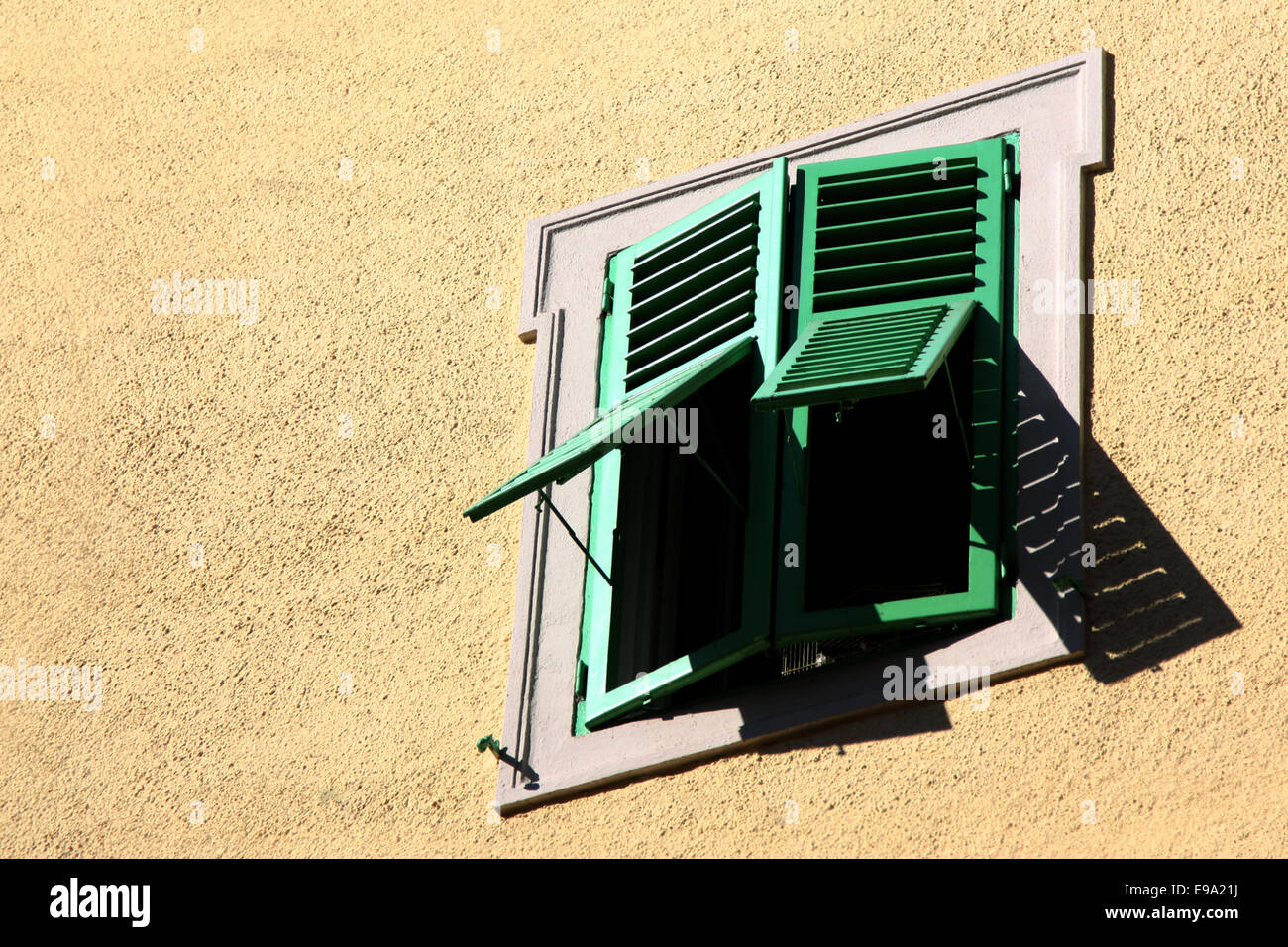 A green window Stock Photo - Alamy