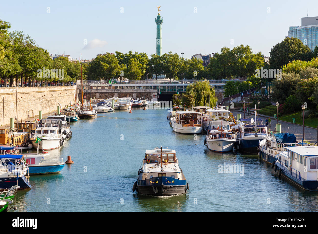 Peniche boat hi-res stock photography and images - Alamy