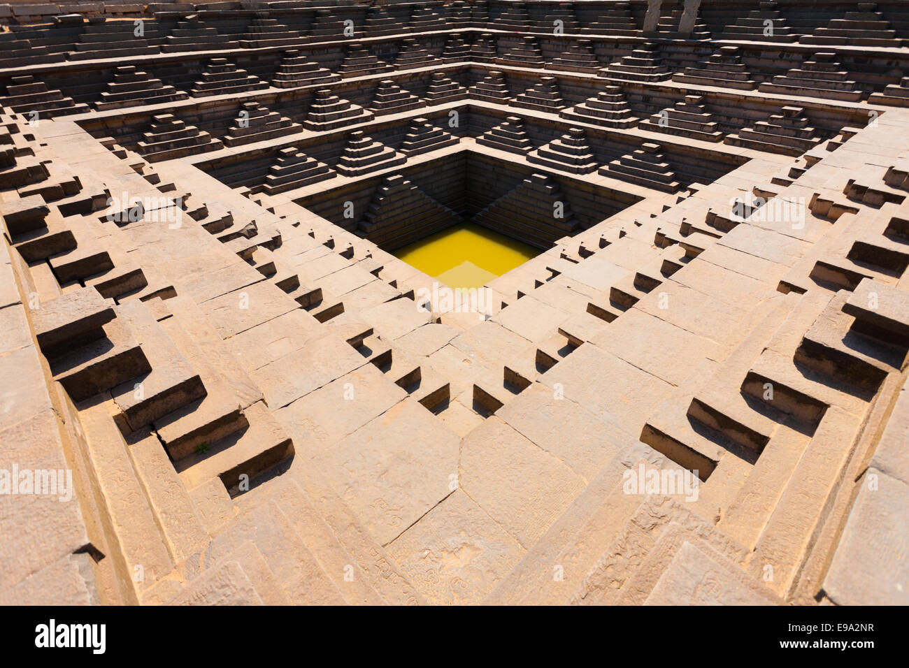 Ancient Indian Water Tank Reservoir Steps H Stock Photo - Alamy