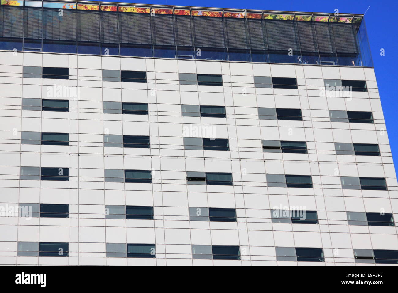 Front hochhaus hi-res stock photography and images - Alamy