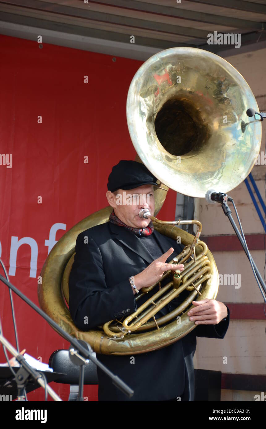 Sousaphon hi-res stock photography and images - Alamy