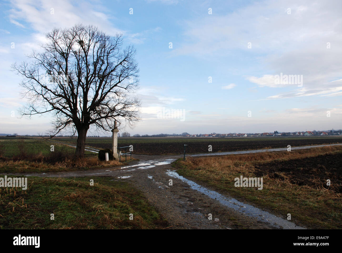 Two farm hi-res stock photography and images - Alamy