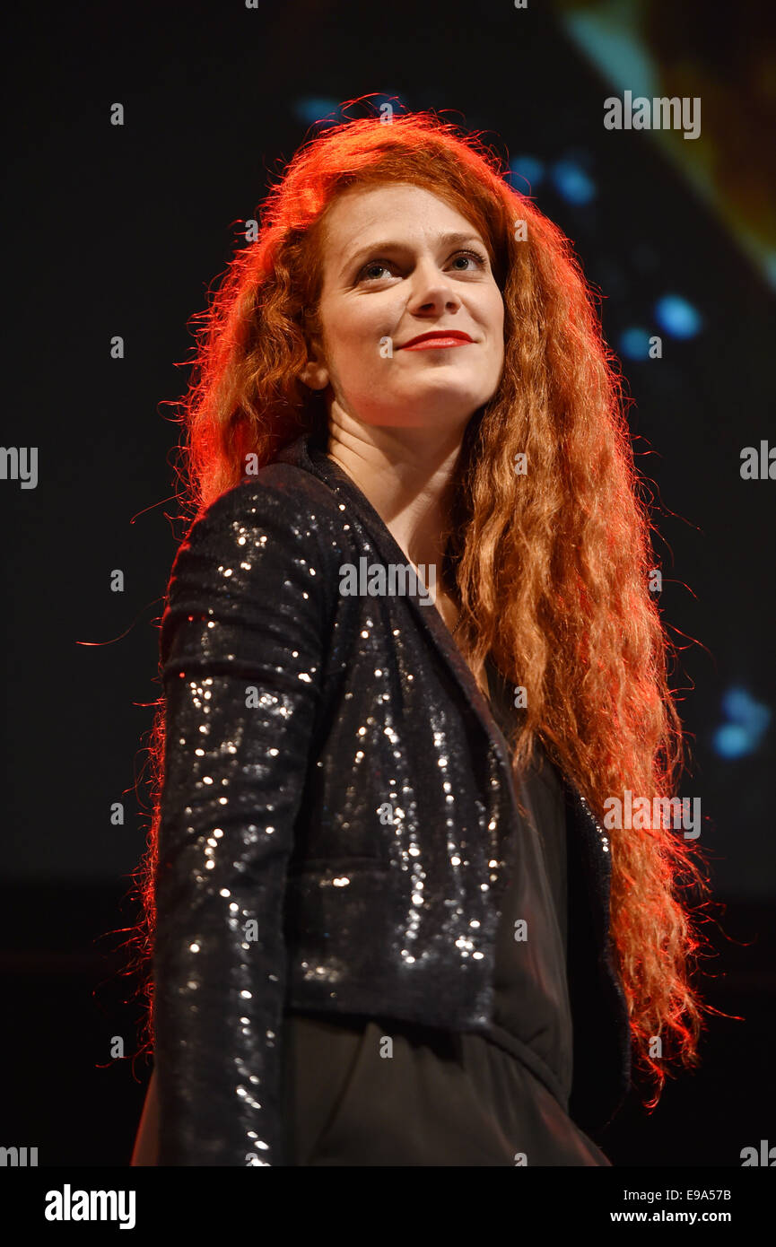 Israeli pop singer hi-res stock photography and images - Alamy
