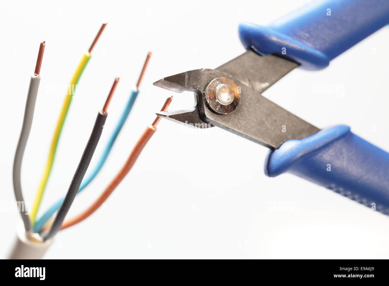 Security wires cut hi-res stock photography and images - Alamy